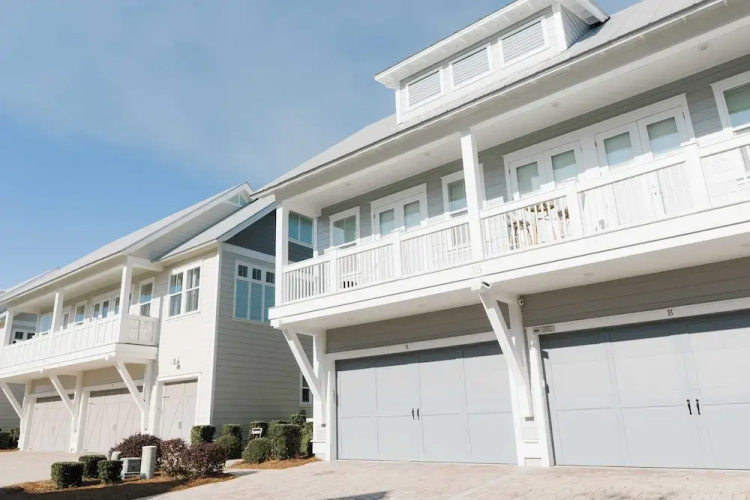 Arcade, Bar, Prominence Resort Pool And Gym Access, Close To Beach Sea Happy - Rosemary Beach, FL