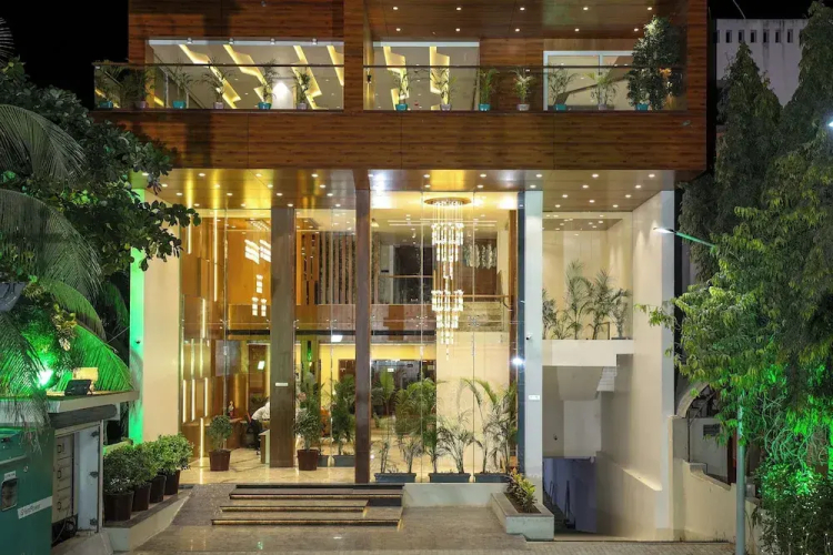 Hotel Aditya Mansingh Inn - Somnath
