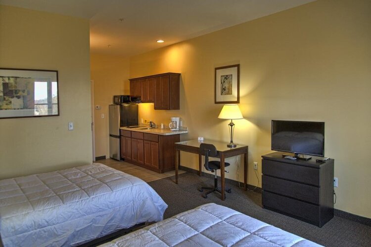 Brinton Suites - West Chester, PA
