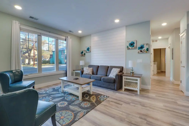 Walk To Beach: Traverse City Condo On Front Street - Traverse City