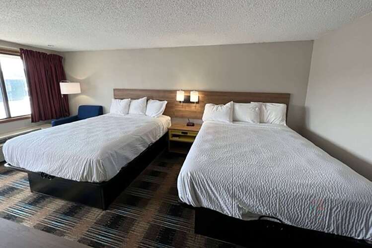 Days Inn By Wyndham Liverpool/syracuse - Skaneateles, NY