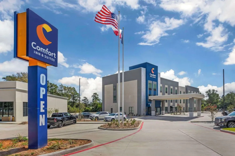 Comfort Inn & Suites - Huntsville, TX