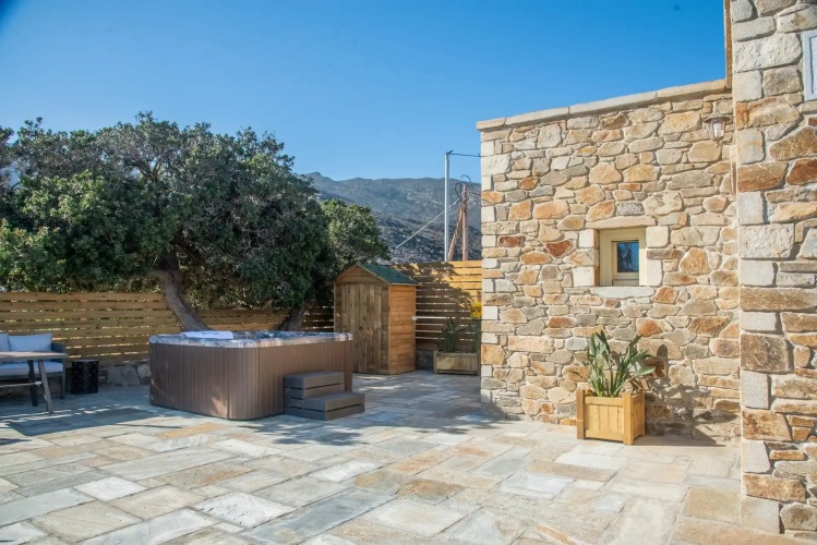 Agiannirema Stone Houses - Ios