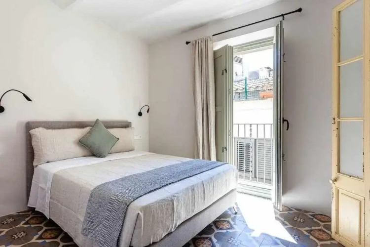 Velo Vern 3 Luxury Penthouse W Views Of City Wall - Girona