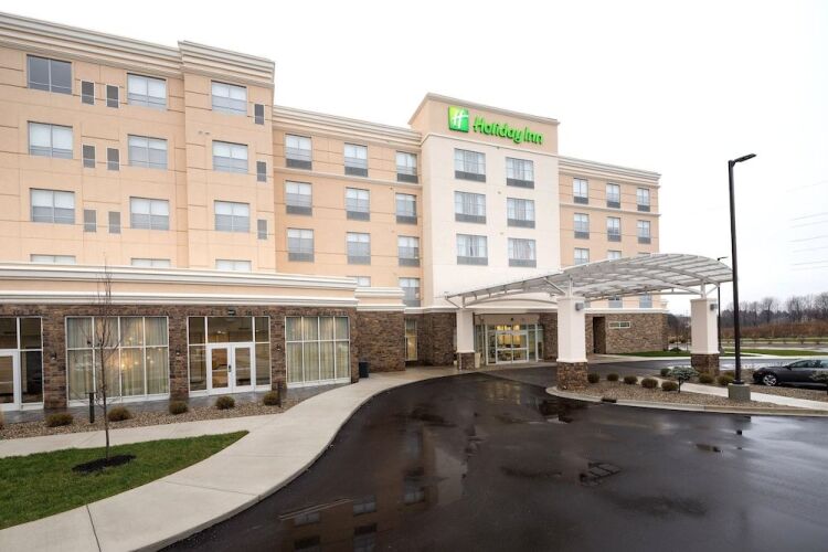 Holiday Inn & Suites Detroit - Troy - Birmingham, MI