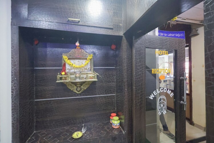 Pph Living Stepsotel - Mangaluru