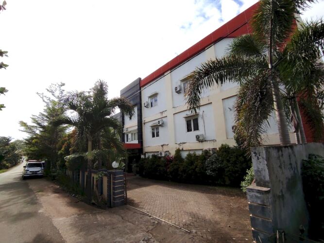 Oyo 93278 Wisma Syariah Lahundape - South East Sulawesi