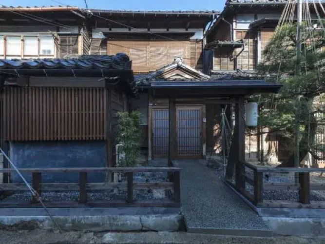 Machiya Residence Inn Hikoso-machi Gin No Ma - Hakusan