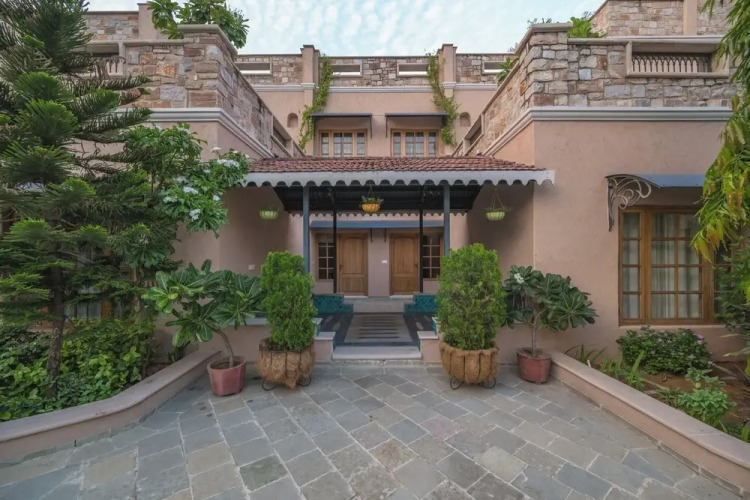 Niravi Jaipur - Jaipur