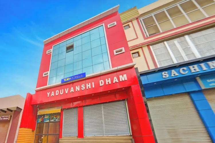 Fabhotel Yadhuvanshi Dhaam - Vrindavan
