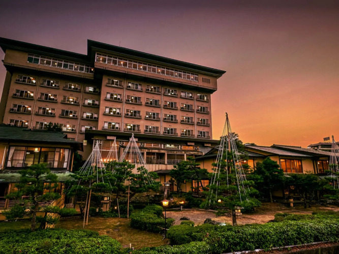 Yukai Resort Katayamatsuonsen Yataya Shotoen Kaiseki - Kaga