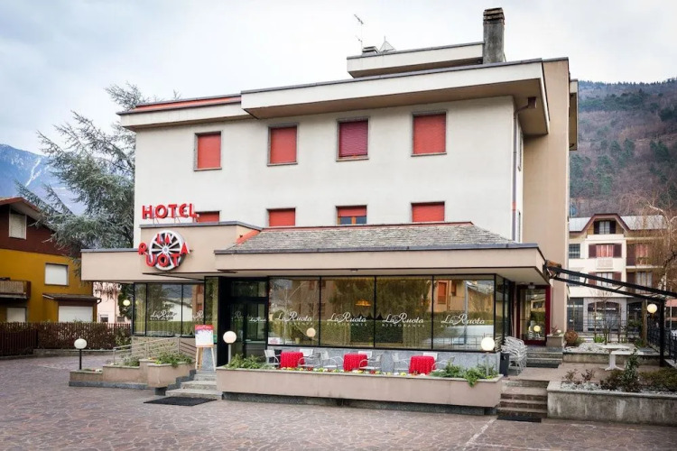Hotel La Ruota - Sondrio