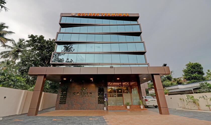 Treebo Golden Terminal, Kochi Airport - Cochín
