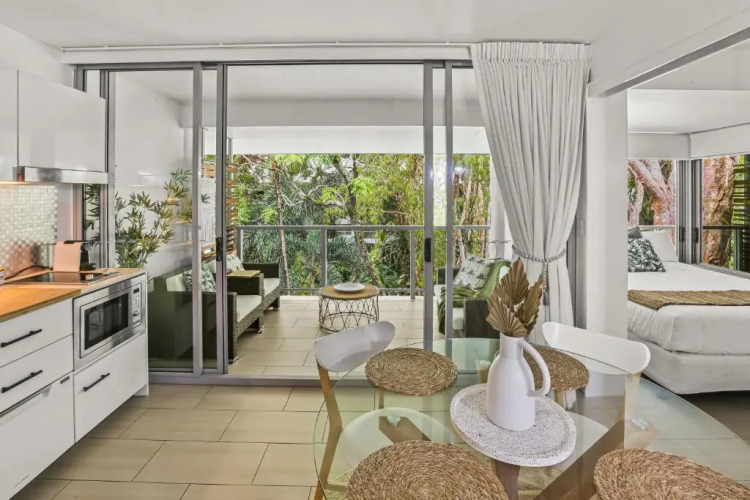 Vista Melaleuca - Drift 2409 - Cairns