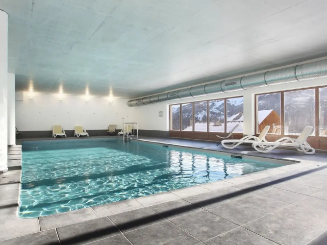 Chalet In Praroustan With Mountain Views - Barcelonnette