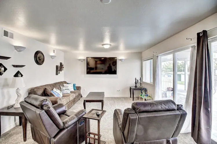 Waterfront Condo W & Dock Access - Polson, MT