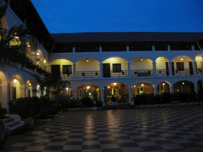 Hotel Kumararraja Palace - Yelagiri