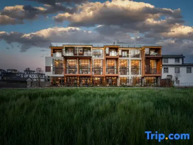 Yunqi Dalis Bay Mountain View Hotel (Caoxi Village Bohai Swan Ecological Corridor) - Dali