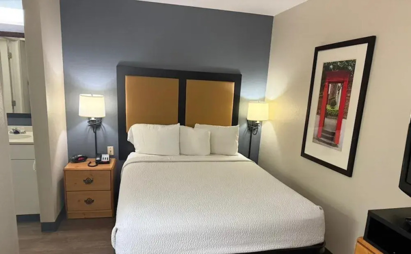 Mainstay Suites Washington Dulles Airport - Manassas