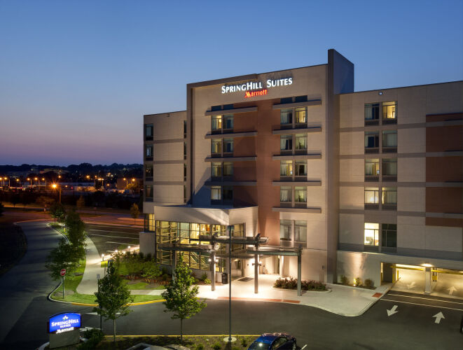Springhill Suites By Marriott Alexandria Old Town/southwest - Alexandria
