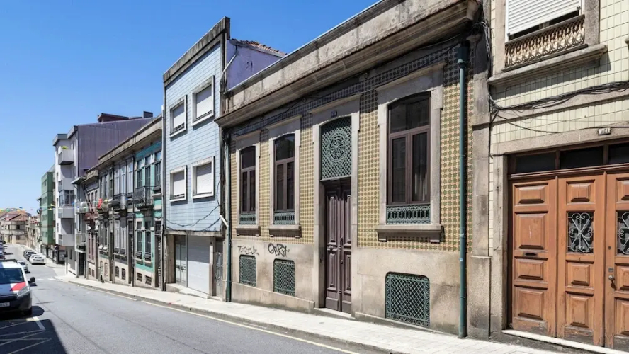 Guesthouse Bonjardim By Lovelystay - Porto