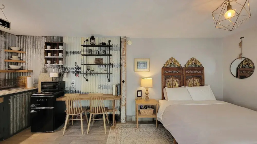 Rosewood Studio By Wanderlodges - Medford, OR