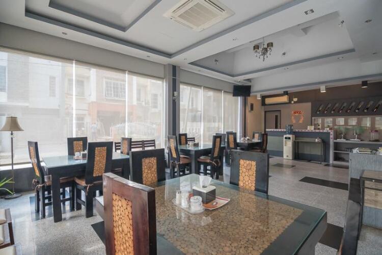 Godes Hotel By Reddoorz - Batam