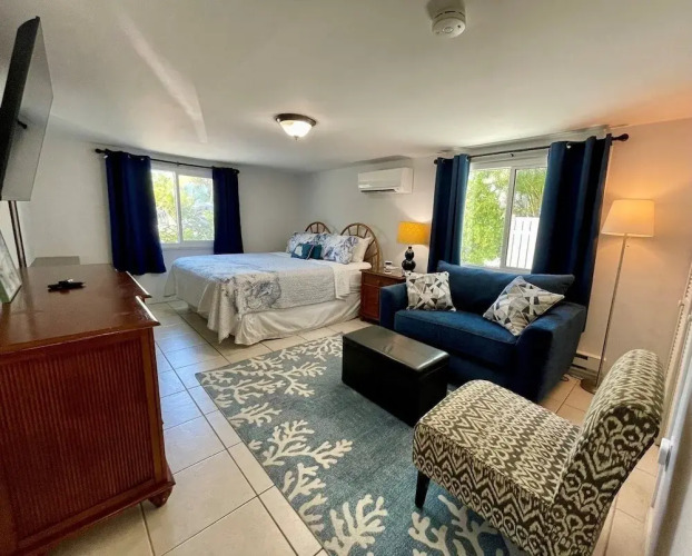 Conch Cottage 1 Bedroom Villa By Redawning - Anna Maria Island, FL