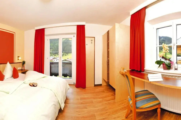 Apartment In Ischgl - Formerly Tui Ferienhaus - Sankt Anton am Arlberg