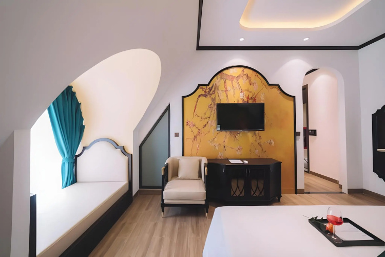 Goldient Boutique Hotel - Dalat