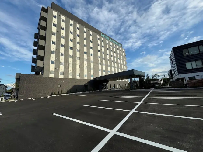 Hotel Route Inn Tonami Inter - Tonami