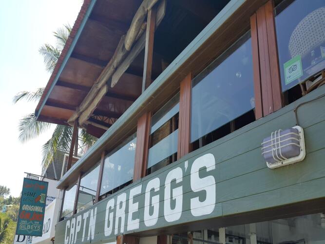 Capt'n Gregg's - Puerto Galera
