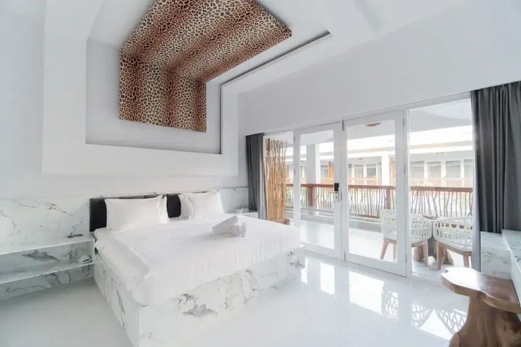 Sea Shell Resort - Gili Islands