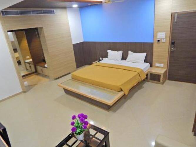 Hotel Aadhi - Mayiladuthurai