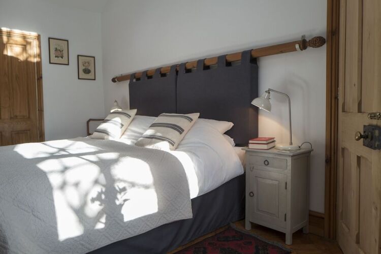 Courtyard Cottage - Oswestry