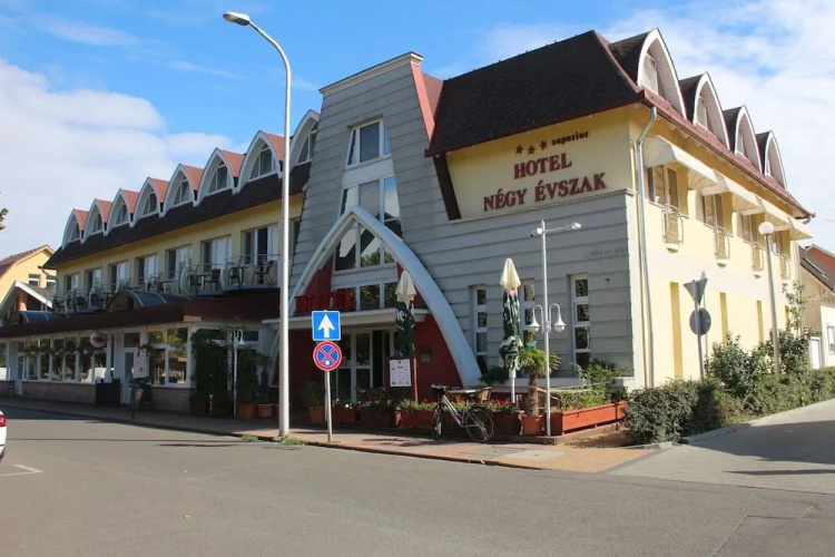 Hotel Négy ÉVszak - Hajdúszoboszló