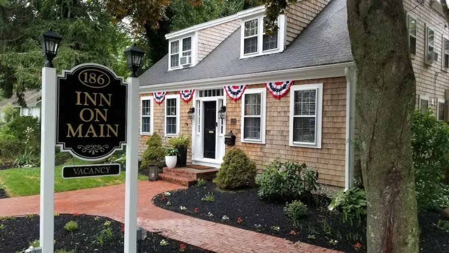 Inn On Main - Cape Cod, MA