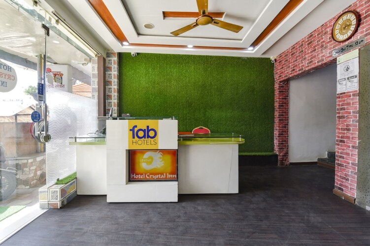 Fabhotel Crystal Inn Ii - 아마다바드