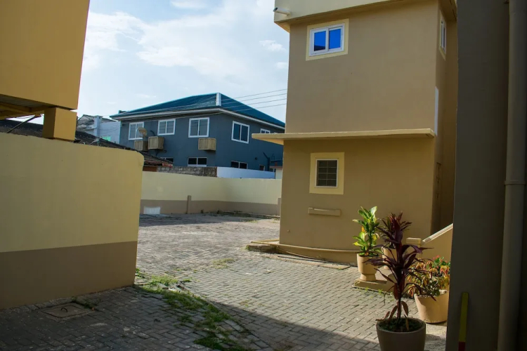 Brannic Lodge - Hostel - Accra