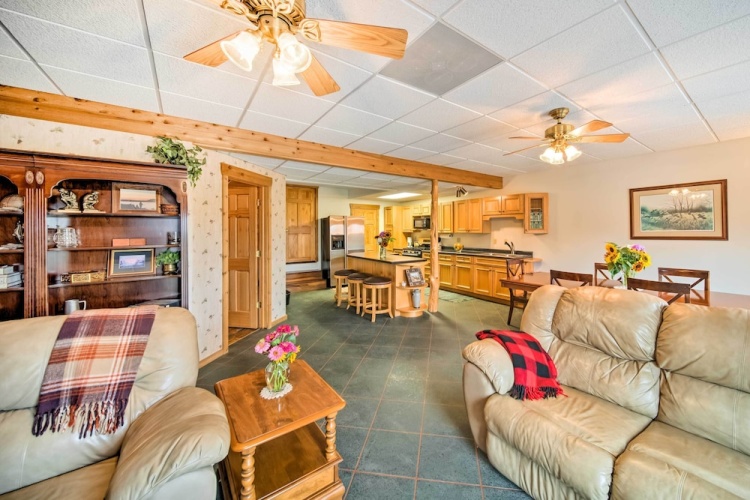 Rustic Keosauqua Gem: Fire Pit & Lake Sugema Views - Lacey Keosauqua State Park, Keosauqua