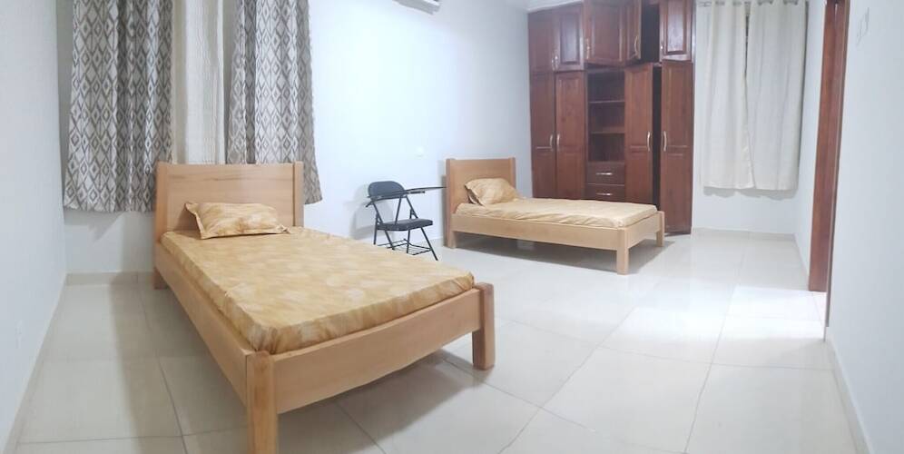 Jbk Hostels Adjirinaganor - Accra