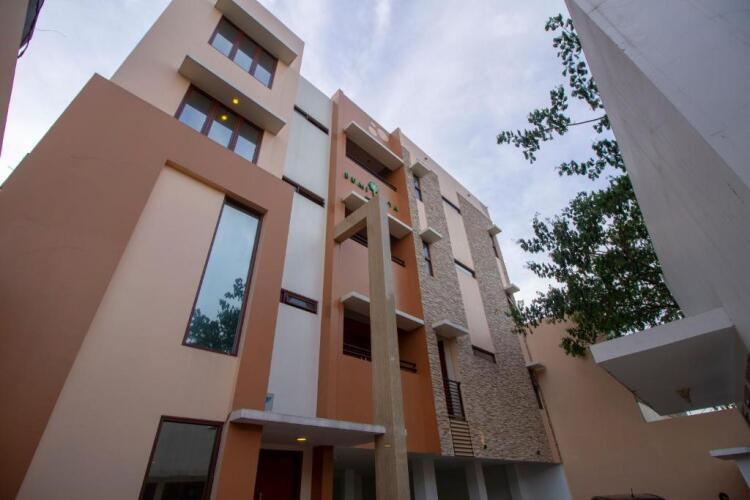 Reddoorz Plus @ Cbd Bintaro - Jakarta