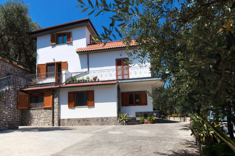 Bed And Breakfast Sunflower - Vico Equense