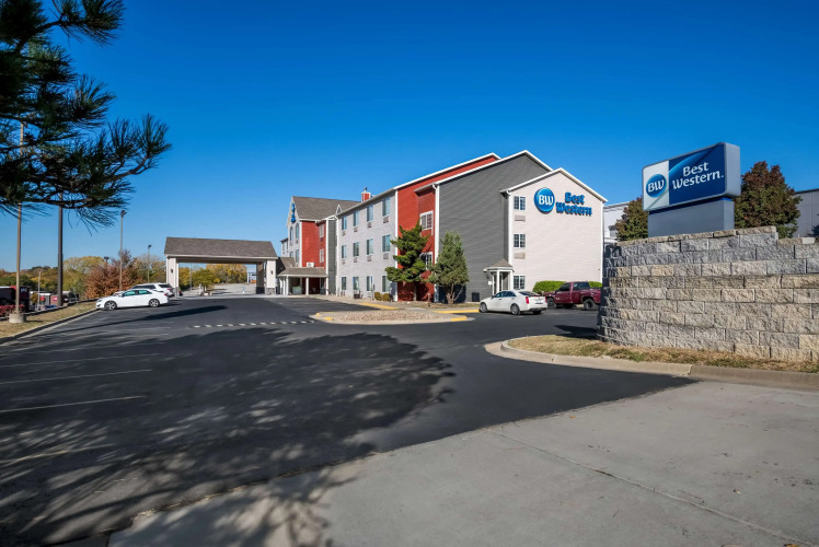 Best Western Worlds Of Fun Inn & Suites - Liberty, MO