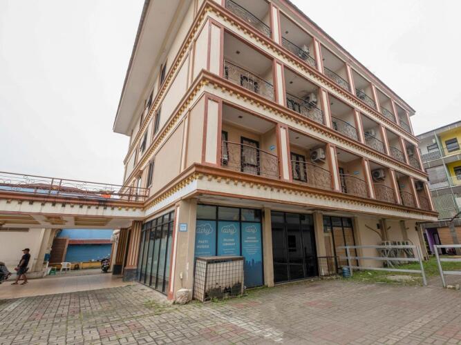 Oyo 3747 Comfort Residence - Cibubur