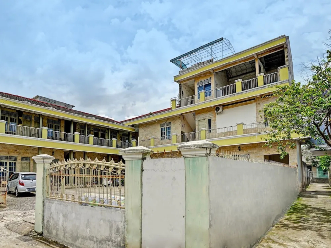 Oyo Life 91873 Nugraha Kost - Palembang