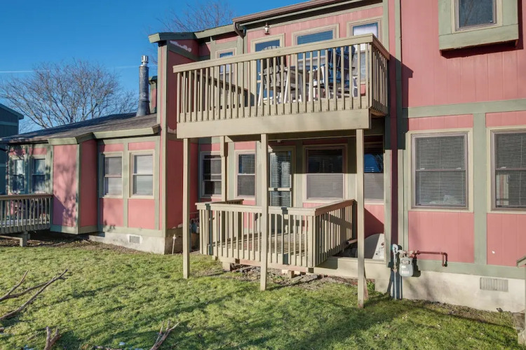 Chic Greek Peak Ski Resort Townhome W/ Balconies! - State of New York