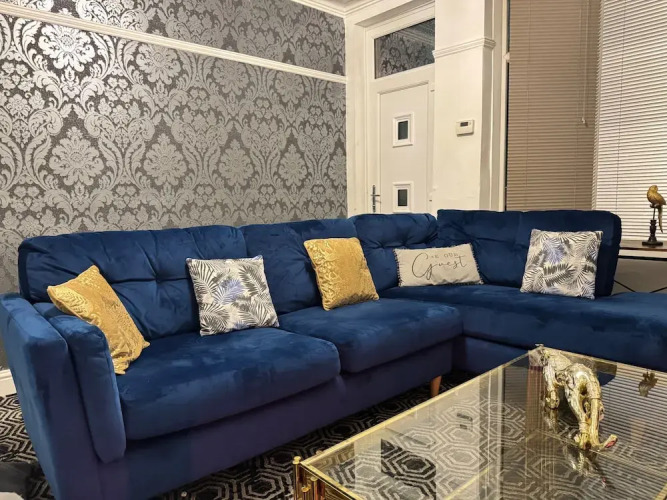Immaculate 3-bed House Near City In Sheffield - Sheffield