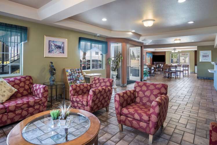 Surestay Hotel By Best Western Ukiah - Russian River, CA