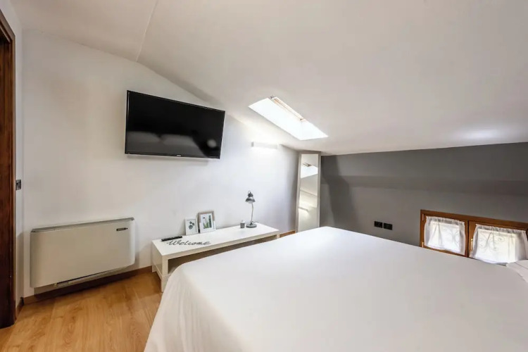 Emilia Studios 7 - Modena